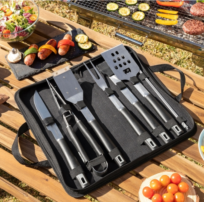 BBQ Utensils Kit with Case BBSet InnovaGoods 12 Pieces - GardenEdenco.com
